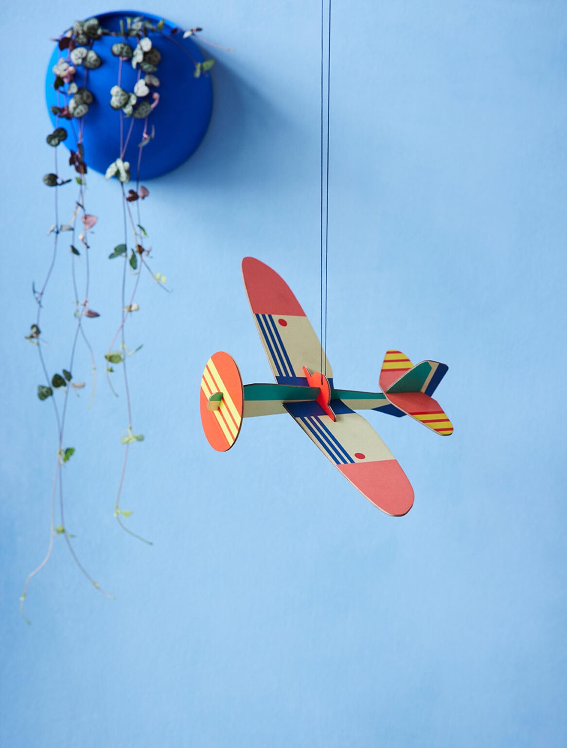 Deluxe Propeller Plane - Studio Roof
